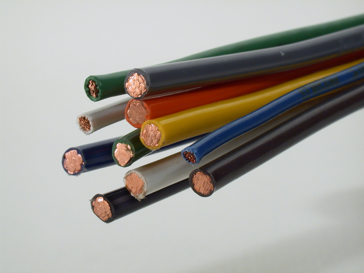 Cable THHN Calibre 10 AWG Blanco Marca Procables | RG Distribuciones S.A